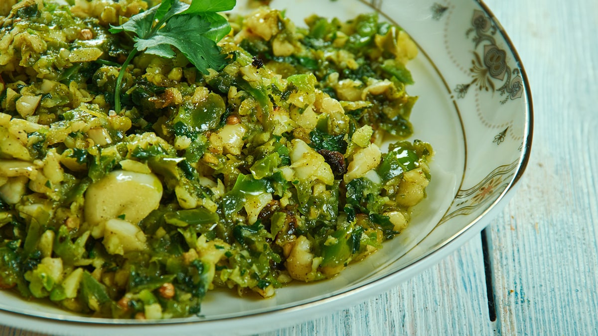 Love Kairi? You Need To Try This Maharashtrian-Style Raw Mango Thecha ...