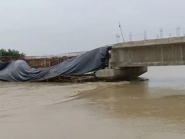 "5th In 9 Days": Bihar Bridge, Under Construction For 4 Years, Collapses