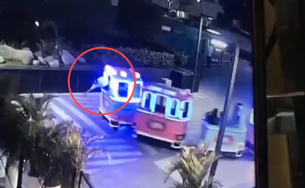 10 year boy dies after toy train compartment slipped in mall in Chandigarh