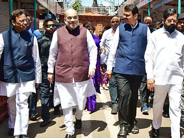 Amit Shah Rejects Devendra Fadnavis's Offer To Resign, Asks Him To Continue