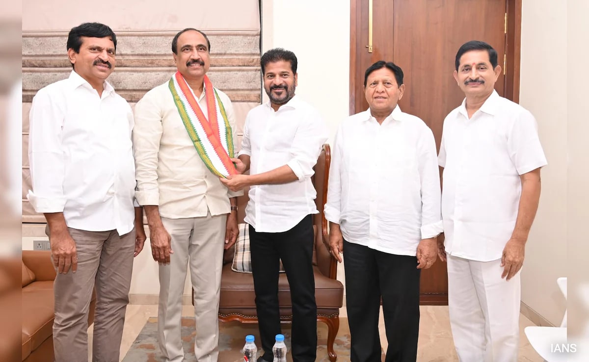 Blow To KCR's Party As Another MLA Dr M. Sanjay Kumar Joins Ruling Congress In Telangana