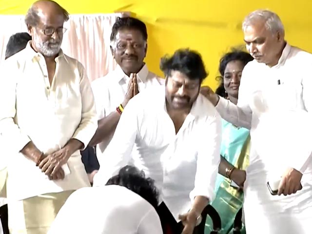 How Pawan Kalyan Sought Chiranjeevi's Blessings After Taking Oath As Minister