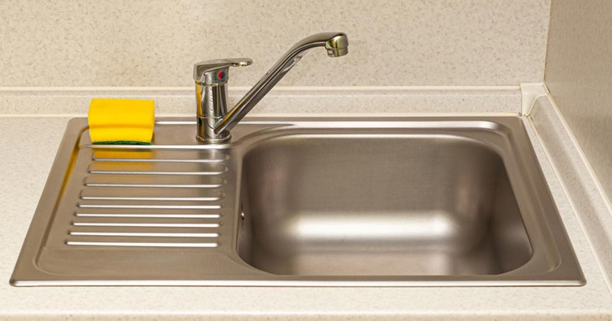 5 Items To Never Store Under Kitchen Sink