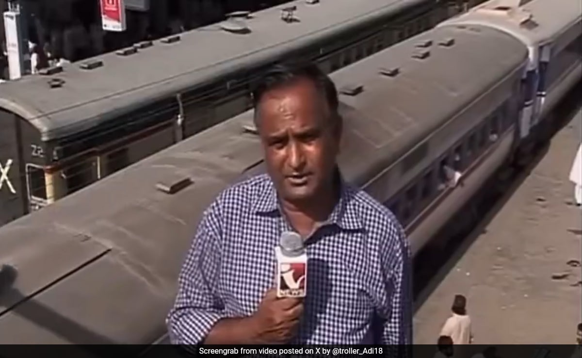 On Eid, Internet Recalls Old 'Karachi Se' Video Of Pak Reporter Chand Nawab