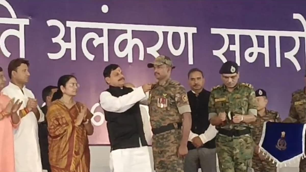 Balaghat: CM मोहन यादव ने शहीदों को दी श्रद्धांजलि, हॉक फोर्स के 28 ...