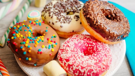 how to make donuts from home