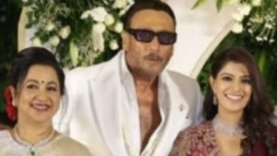 varalaxmi sarathkumar family