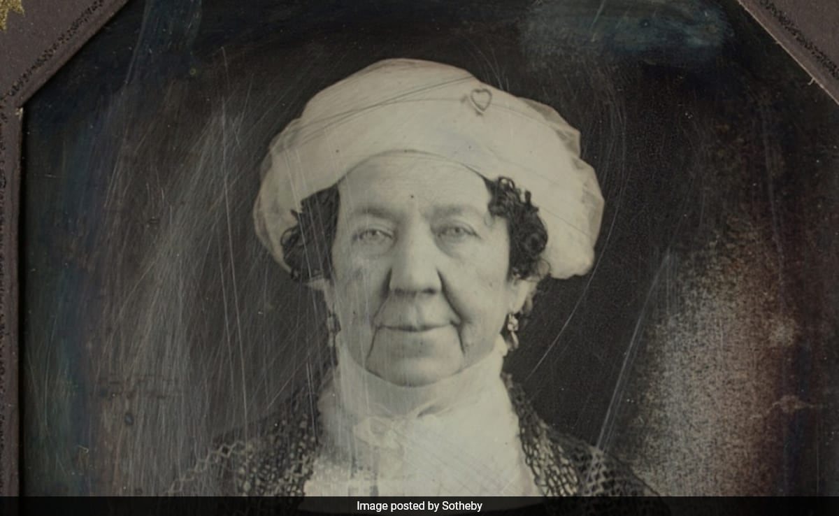 Oldest Photo Of US First Lady Acquired By National Portrait Gallery