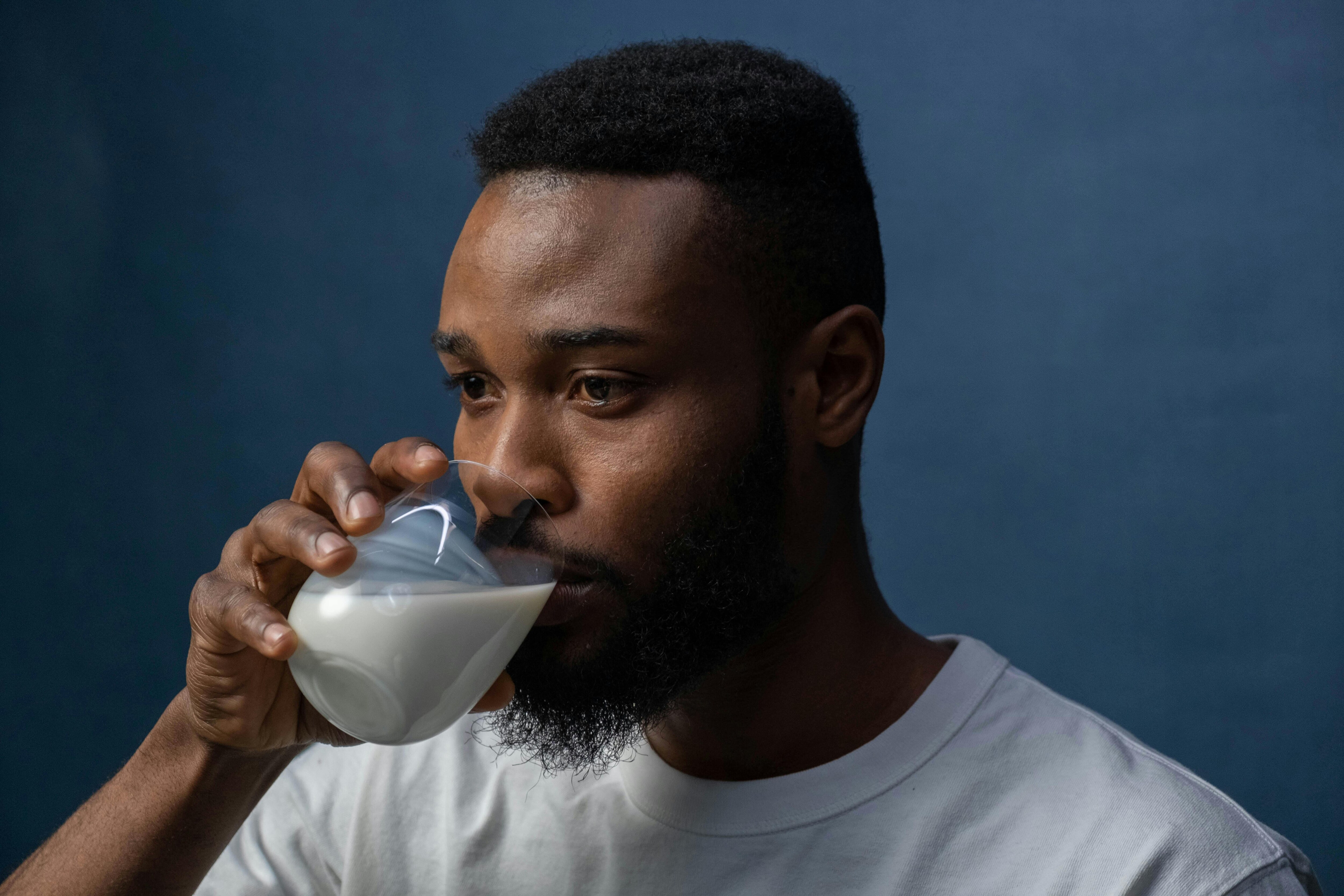 8 Milk Alternatives For People With Lactose Intolerance