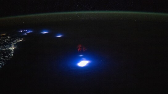 red sprite lightning