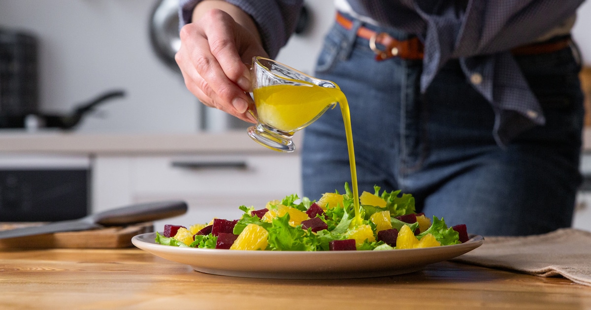 Master The Art of Salad Dressing: Try This Recipe Today