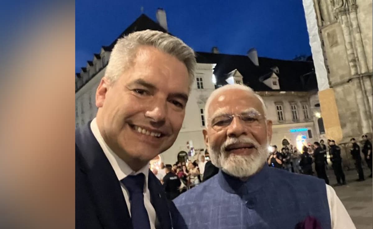 PM Modi, First Indian PM To Visit Austria In 41 Years, Shares Selfie