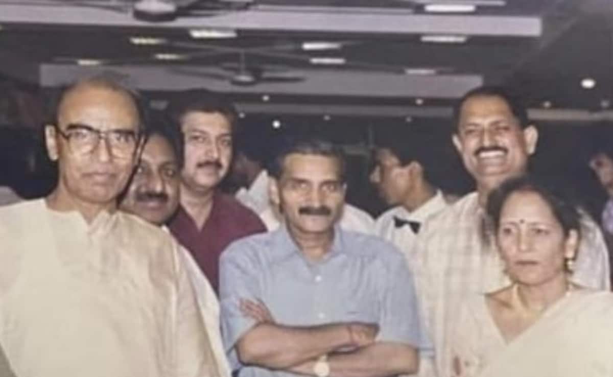 वरिष्ठ पत्रकार अजय उपाध्याय का निधन, वाराणसी में रविवार को होगा अंतिम ...