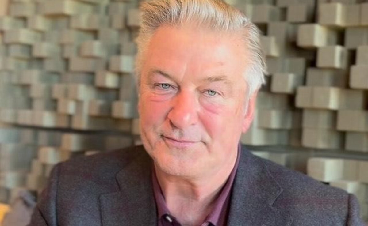 Alec Baldwin's Legal Breakthrough: Rust Trial Begins, Judge Upholds ...