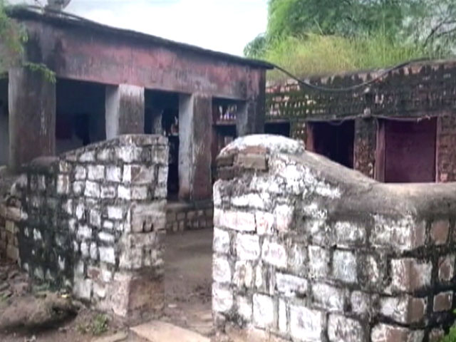 NDTV Special Report: Collapsing Roofs, No Teachers In Madhya Pradesh Schools