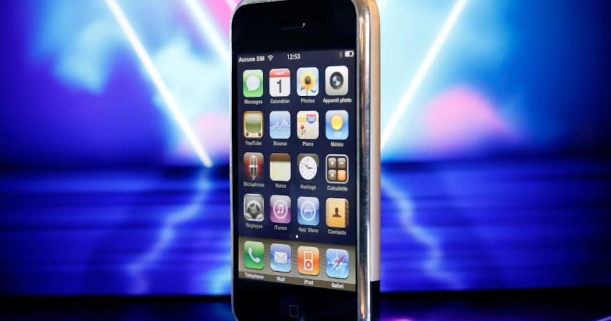 A Look At World's First iPhone