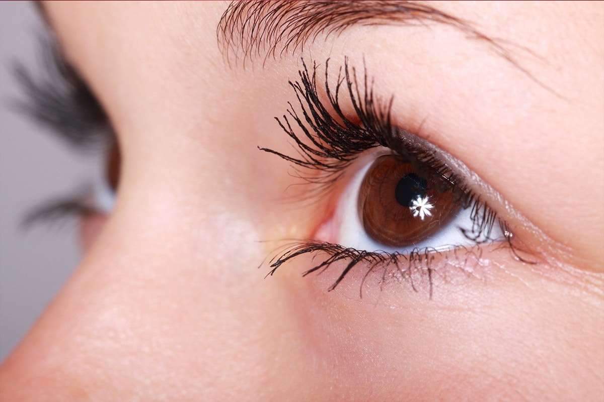 Health Complications Of Getting Lasik Eye Surgery