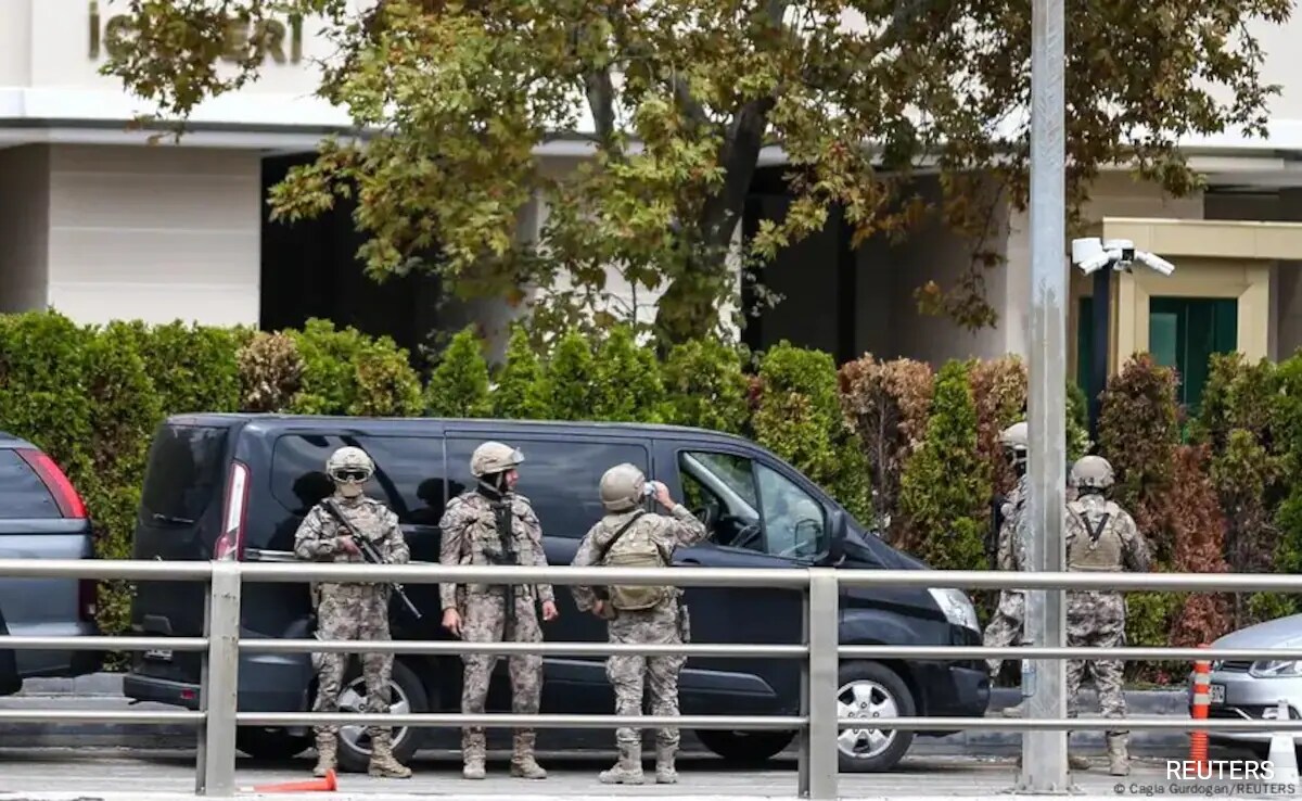 Turkey Arrests Over 100 Suspected Members Of Islamic State