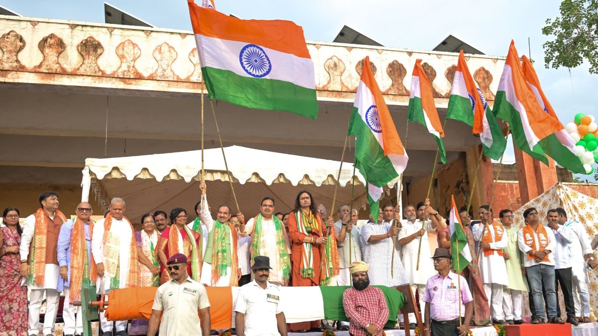 सीएम भजनलाल शर्मा और BJP प्रदेशाध्यक्ष मदन राठौड़ ने हर-घर तिरंगा ...