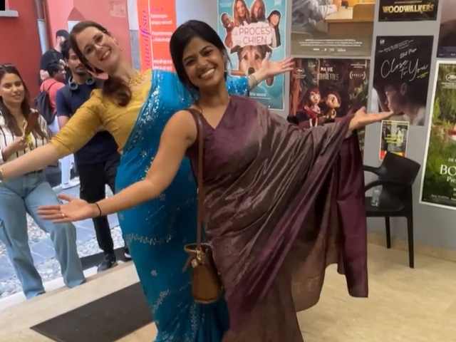 SRK Fans Share Their Unforgettable Experience Of Meeting Shah Rukh Khan