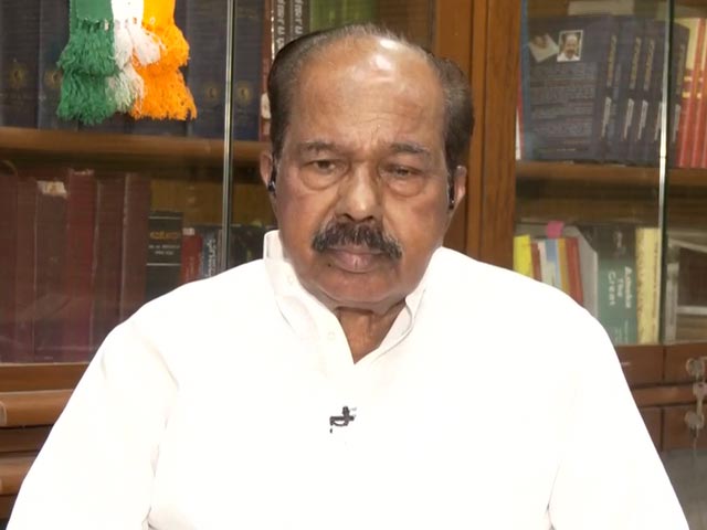 Exclusive: Verappa Moily Bats For Setting Up Of Transparent Lateral ...