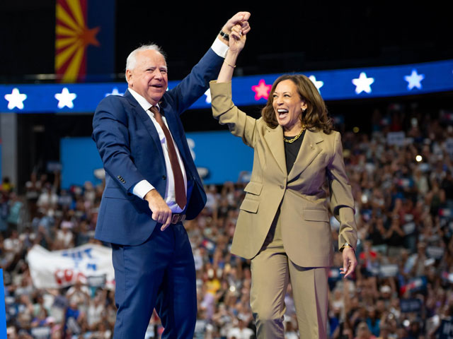 Kamala Harris And Tim Walz 's First Interview of Campaign