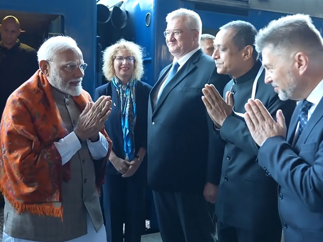 Watch: PM Modi Greeted With Namastes As He Arrives In Ukraine