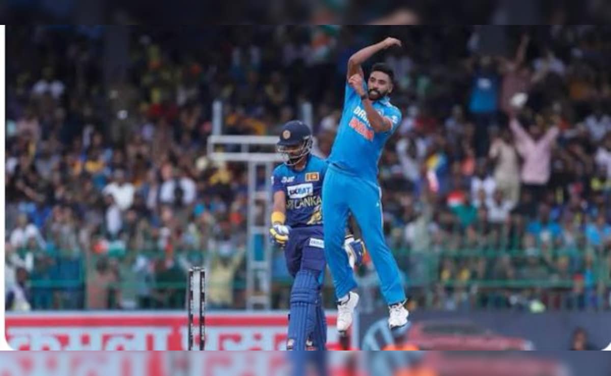 IND vs SL Live Score: श्रीलंका ने दूसरे वनडे में भारत को दी 32 रन से ...