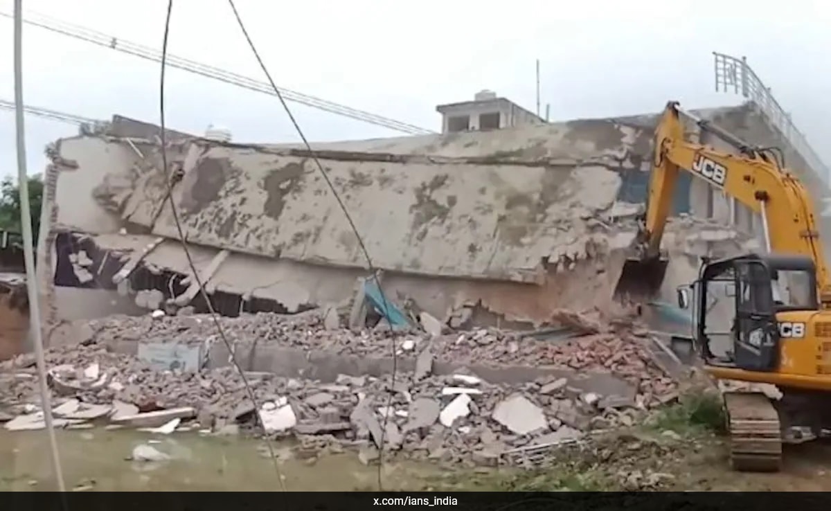 Ayodhya Administration Demolishes Gang-Rape Accused Moid Khan's Shopping Complex