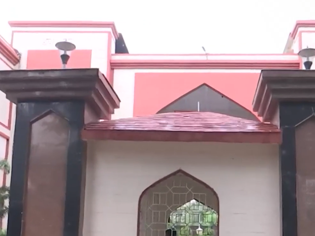 Fatwah Village: सरकारी रिकॉर्ड में जमीन पुश्तैनी, Waqf Board से आया ...