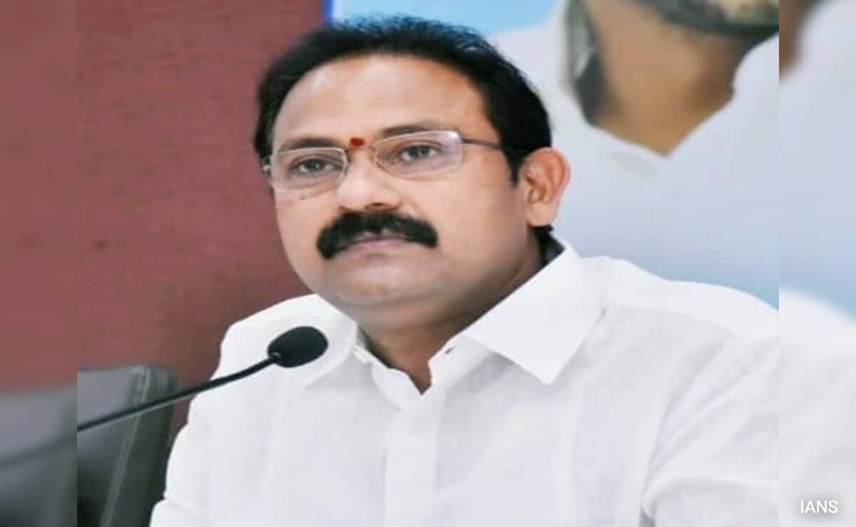 Setback To YSR Congress As Ex Deputy Andhra Pradesh Chief Minister Alla ...