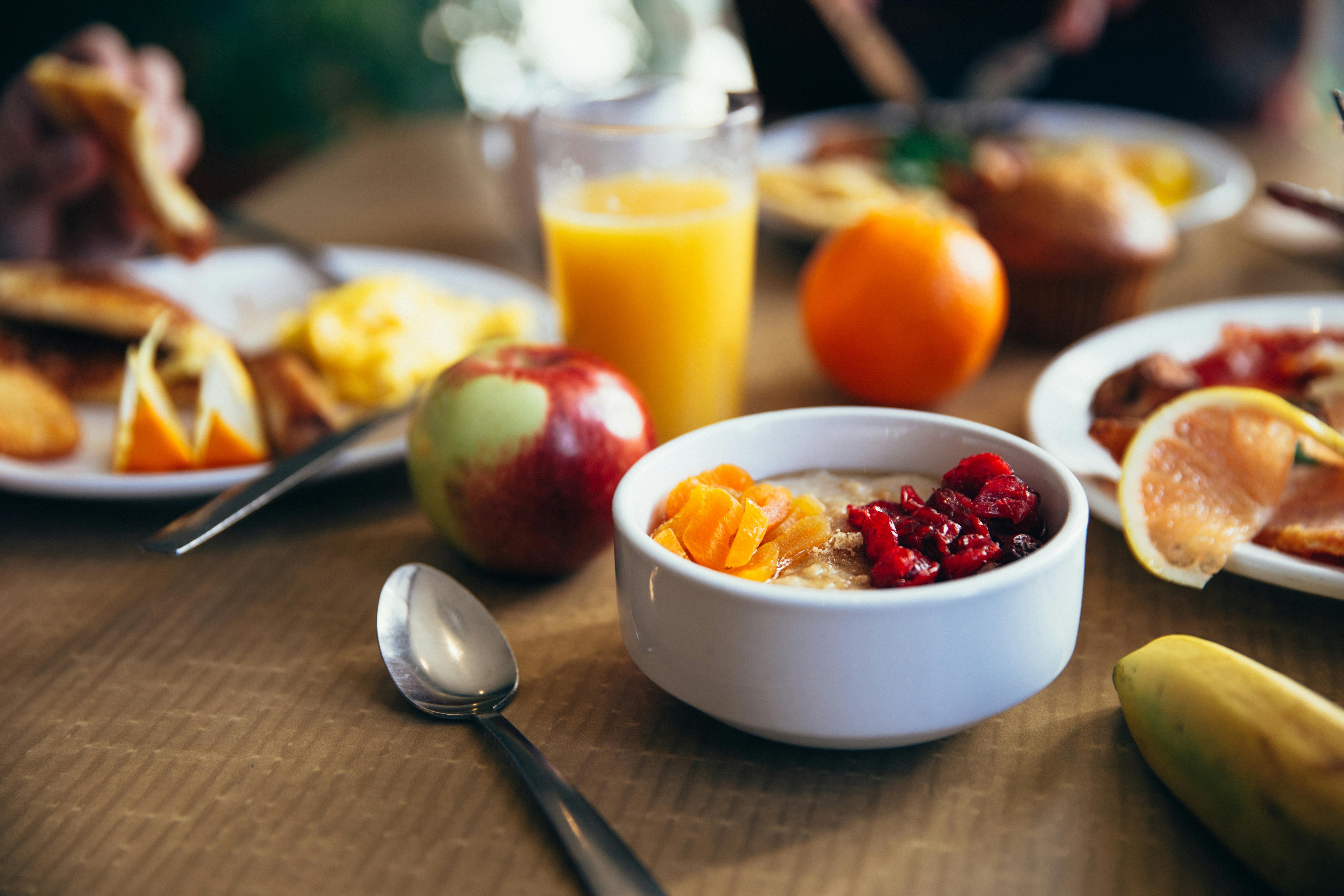 Best & Worst Foods To Have For Breakfast When Trying To Watch Your Diet