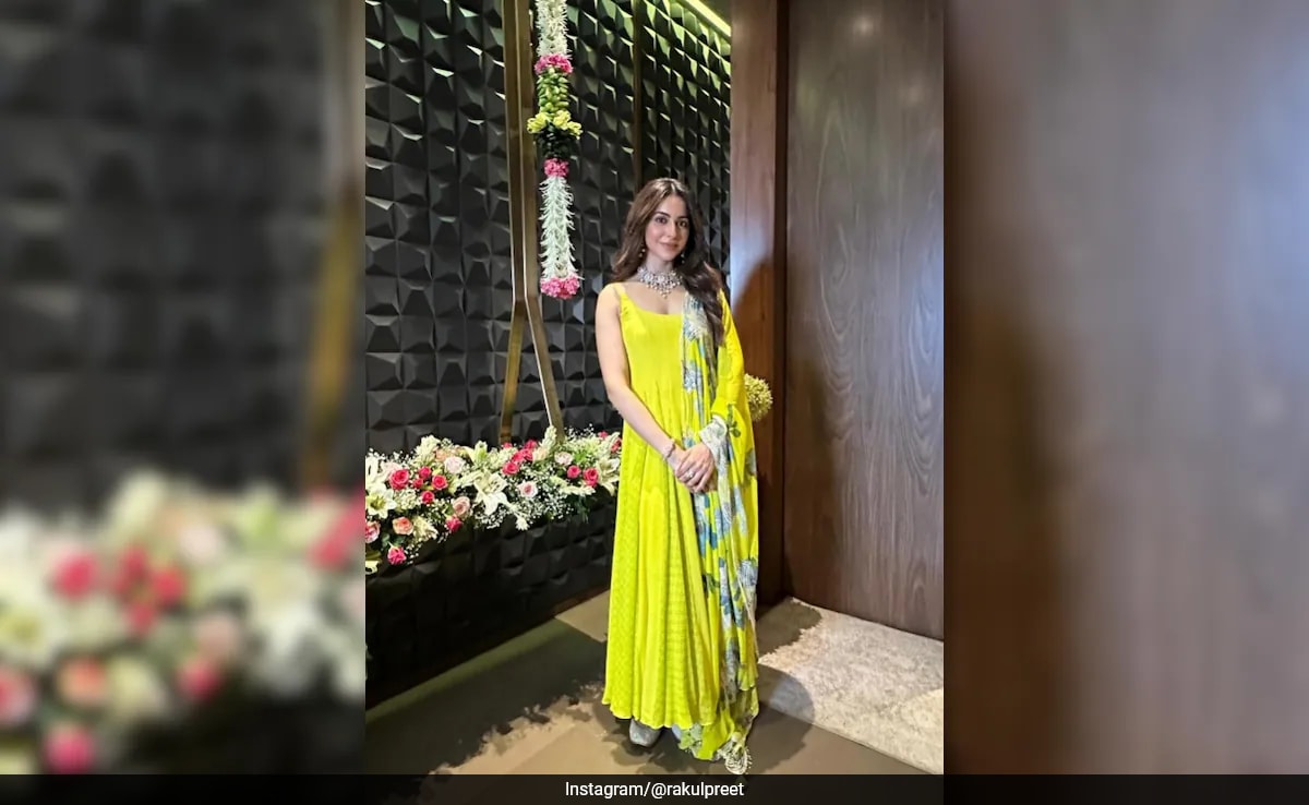 For First Ganesh Chaturthi 2024 After Wedding With Husband Jackky ...