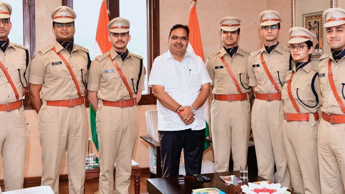 Rajasthan IPS Transfer List: राजस्थान में फिर 11 IPS अधिकारियों का तबादला, लगातार तीसरे दिन ...