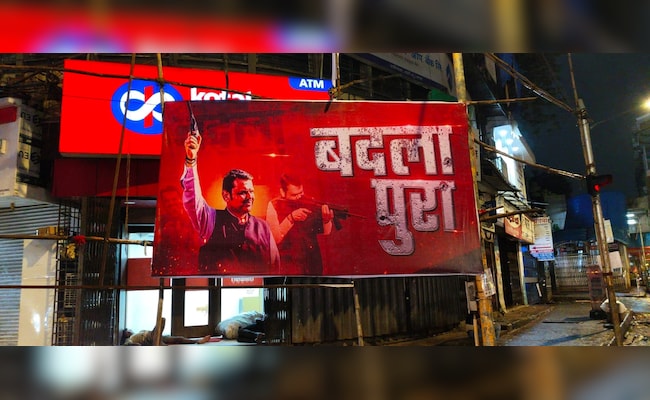 Devendra Fadnavis Eknath Shinde Badlapur Sex Assault Case Badla Pura Posters Showing D 