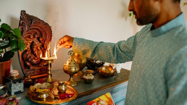 What Men Can Wear During Pujo: A Guide To Elevating Your Festive ...