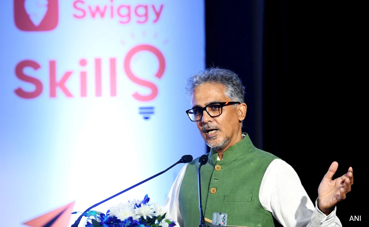 Swiggy CEO Rohit Kapoor Reveals 4 Key Traits He Looks For In A Candidate