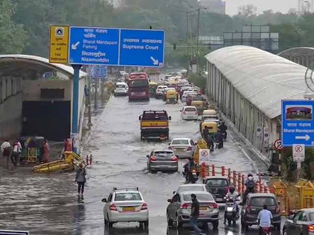 Rain In Parts Of Delhi, Orange Alert Issued For Friday