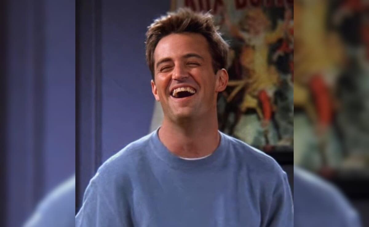 Matthew Perry's Iconic Chandler Sweater Up For Grabs At F.R.I.E.N.D.S ...