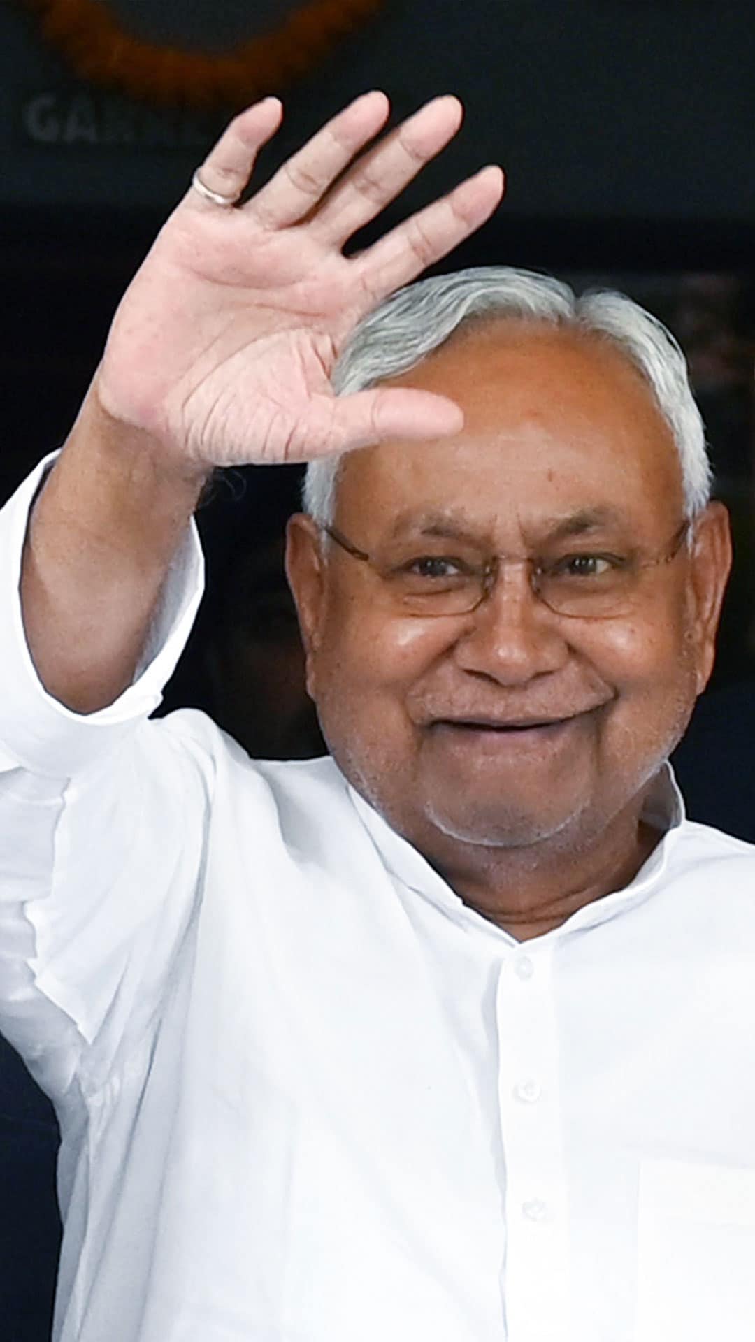 Nitish Kumar On Switching Parties: "Ab Kabhi Idhar Udhar Nahi Jayenge"
