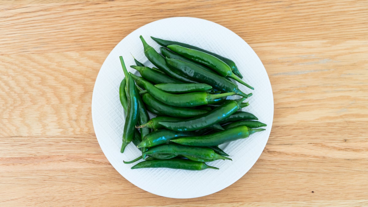 5 Genius Ways to Slice Green Chillies - NDTV Food
