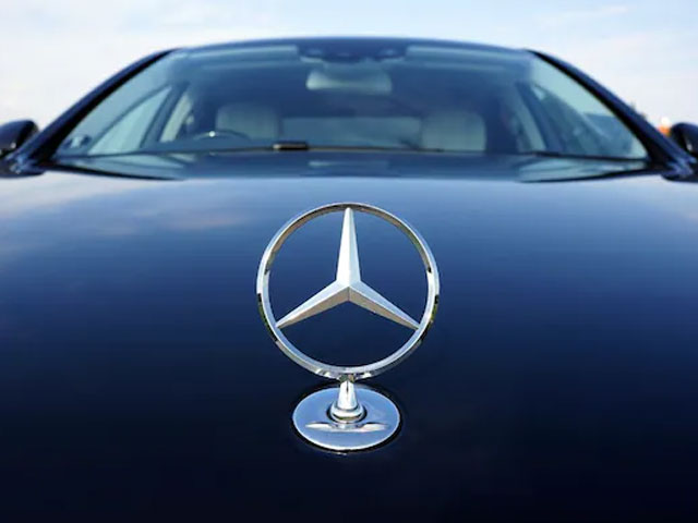 Mercedes Accused Of Violating Environmental Rules By Maharashtra ...
