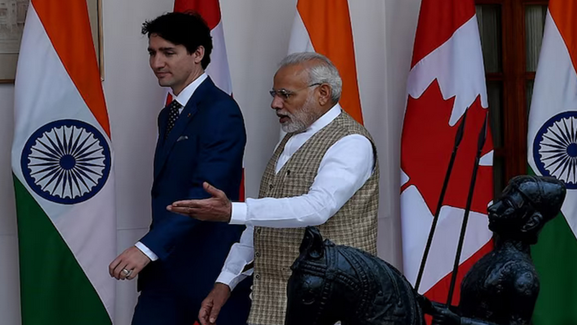India Expels 6 Canadian Diplomats Amid Spiralling Tension