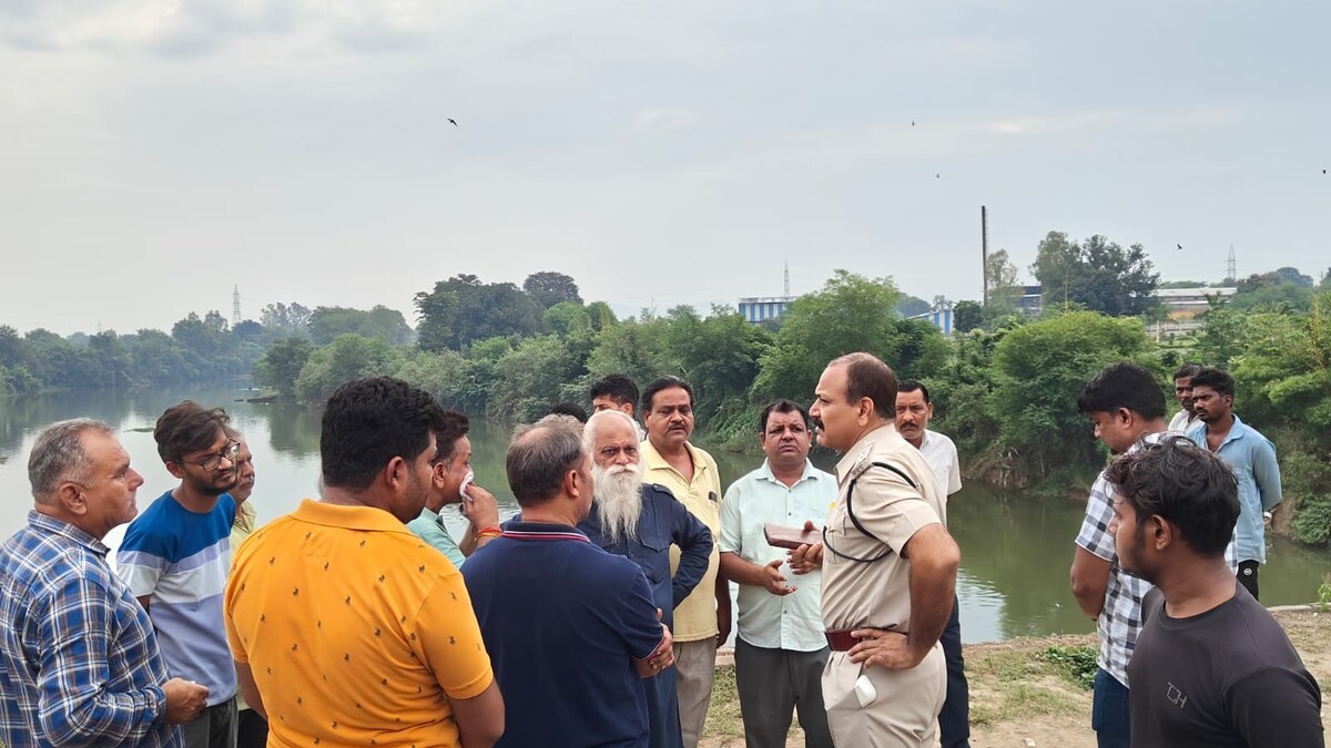 दुर्गा विसर्जन: क्या लापरवाही है चिराग की मौत की वजह? जब बैन था तो ...