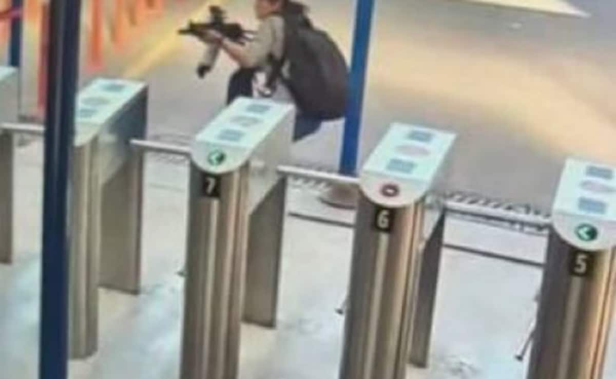 Turkey Attack: On CCTV, Woman, Man Seen With Rifles Carrying Deadly ...