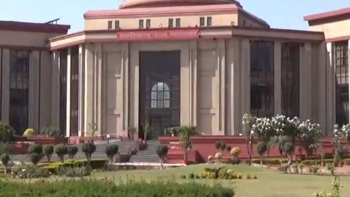 High Court: जेल में व्यवस्था सुधार पर DG ने पेश किया ब्योरा, कैदियों के ...
