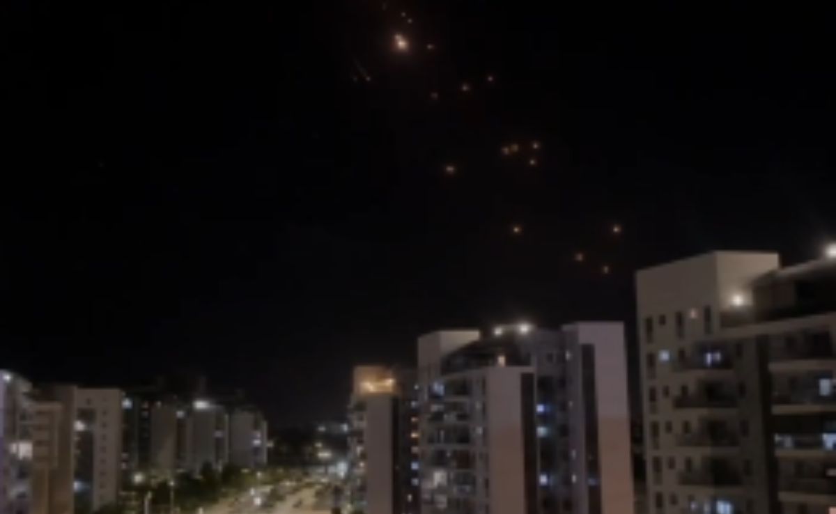 Eat, Pray, Exercise: Thailand's Buddhist Monks Battle Weight Problems