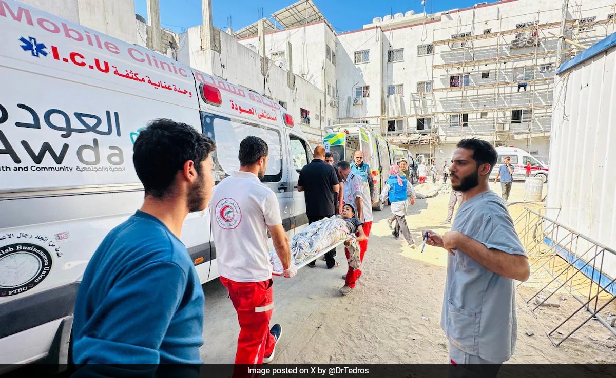 WHO-Palestine Red Crescent Operation Resupply Two Hospitals In Northern ...