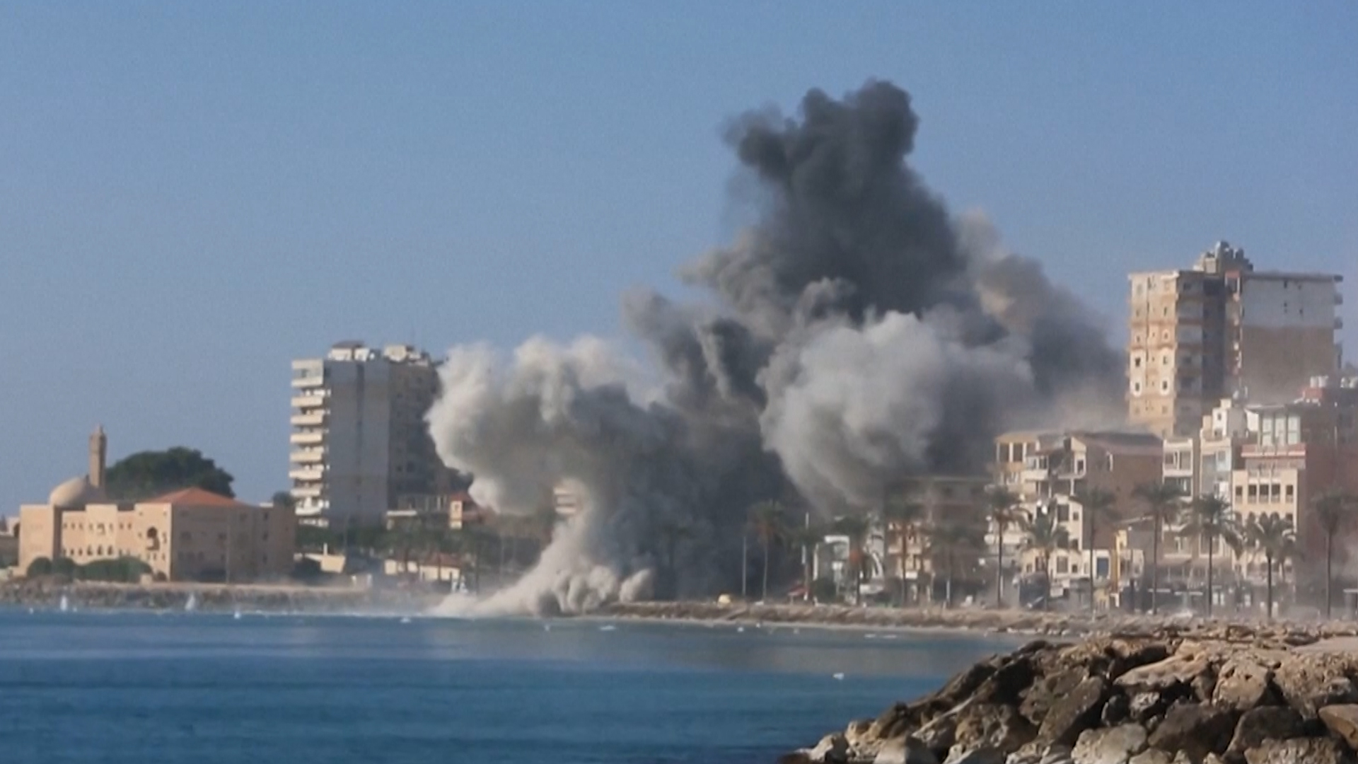 Israeli Airstrikes Pummel The Southern Lebanese Port City Of Tyre