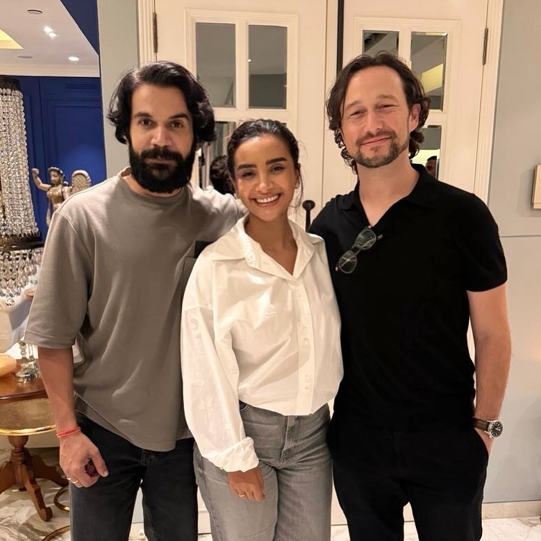 Kiara Advani, Kriti Sanon And Other Celebs Review Sam Bahadur Trailer ...